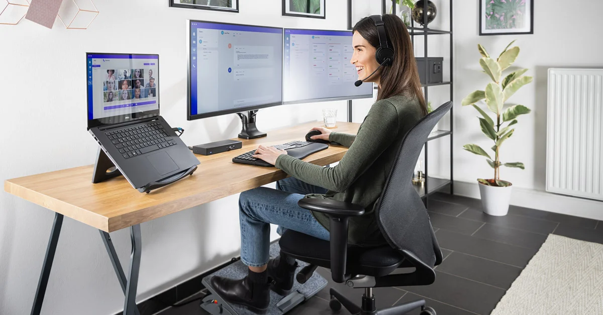 How to Create a Healthy Work Desk Setup to Prevent Fatigue | Posts by ...